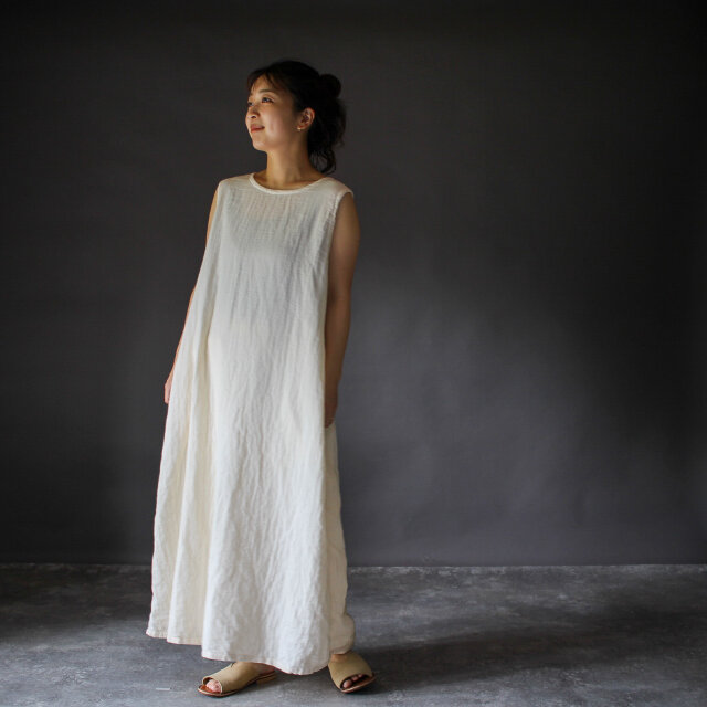nuit – gauze onepiece / キナリ / ダブルガーゼ | iichi 日々の暮らしを心地よくするハンドメイドやアンティークのマーケットプレイス