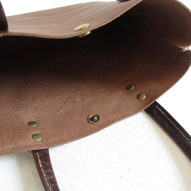 たっぷり持てる♪《牛革》newスクエアミニトート・ナチュラルシュリンク・ブラウン・0482 | iichi 日々の暮らしを心地よくするハンドメイドやアンティークのマーケットプレイス