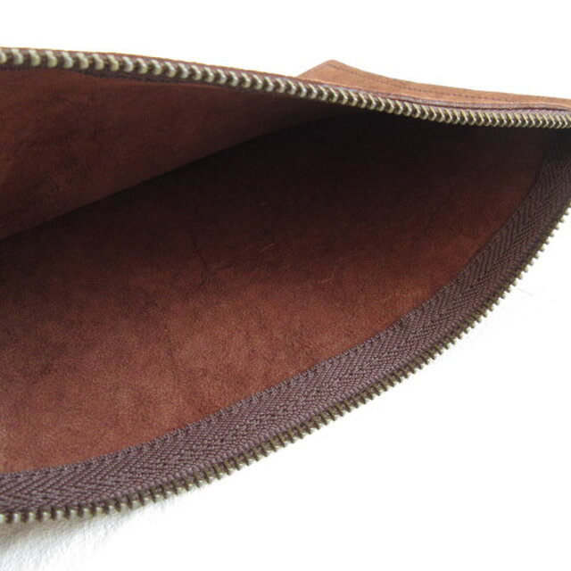 ゴートスキン・A6対応・フラットマルチケース・ダークブラウン・0248 | iichi 日々の暮らしを心地よくするハンドメイドやアンティークのマーケットプレイス