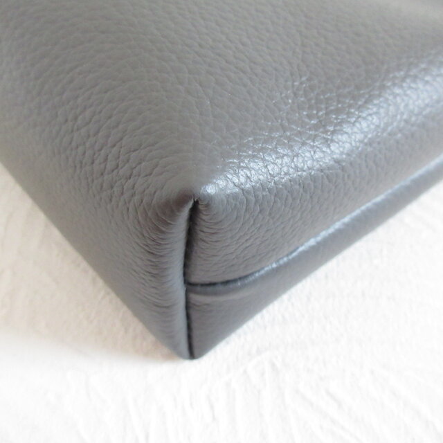 《牛革》小さくて可愛い♪ミニショルダー・グレー・シュリンク・0164 | iichi 日々の暮らしを心地よくするハンドメイドやアンティークのマーケットプレイス