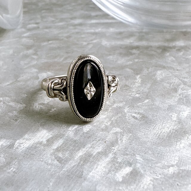 RA125-【 AVON 】エイボン・ヴィンテージリング 1970〜80s Black Onyx Diamond Oval | iichi 日々の暮らしを心地よくするハンドメイドやアンティーク ...