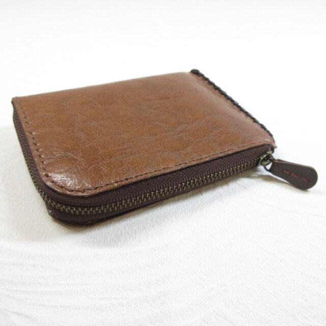 《牛革》ブラウン・型押しオーストリッチ・L字ファスナー・コインケース・0424 | iichi 日々の暮らしを心地よくするハンドメイドやアンティークのマーケットプレイス