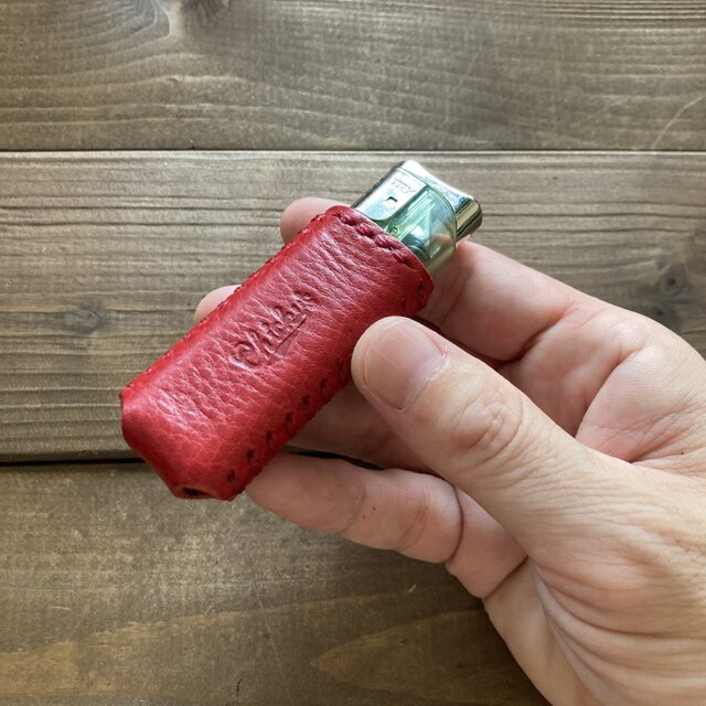 ライターカバーtype-3カスタム(赤×黒・トスカーナver.) | iichi 日々の暮らしを心地よくするハンドメイドやアンティークのマーケットプレイス