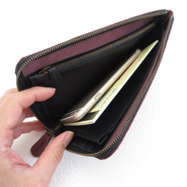 通帳もスリムに入る♪《牛革》L字ファスナーロングウォレット・マッドワイン・ドライシュリンク022 | iichi 日々の暮らしを心地よくするハンドメイドやアンティークのマーケットプレイス