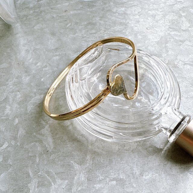 BS7-Sarah coventry・サラコベントリー・ヴィンテージブレスレット Open and Solid Heart | iichi 日々の暮らしを心地よくするハンドメイドやアンティーク ...