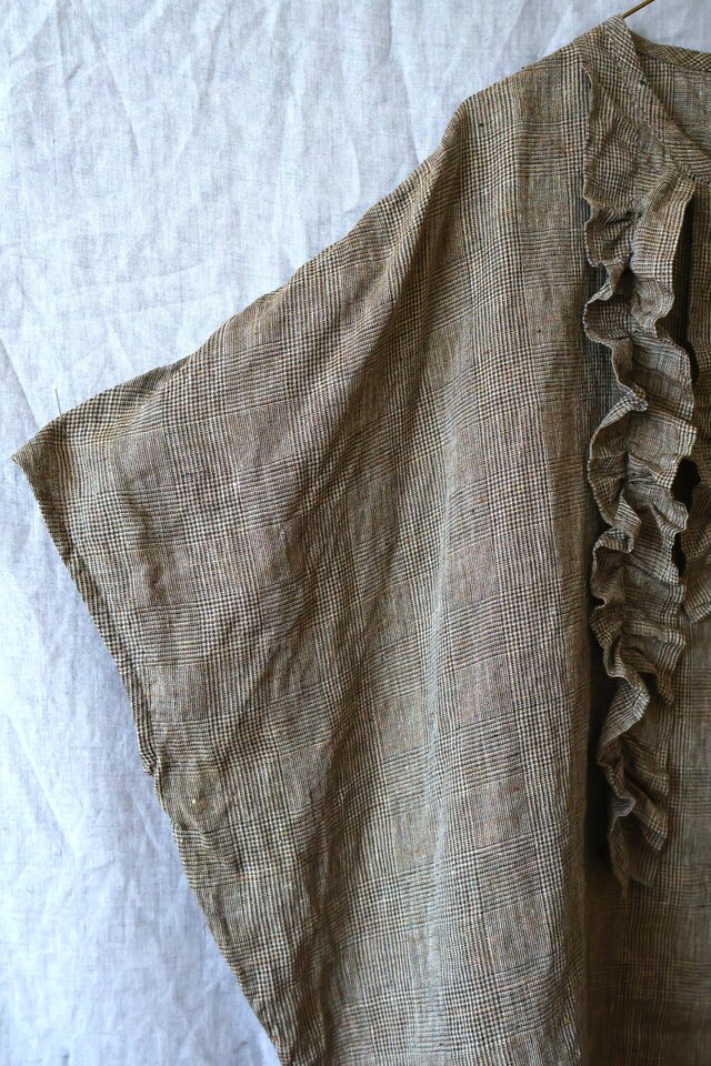 【受注制作】キャメル/グレンチェックリネン きっちりクルー/フリルドルマン袖プル | iichi 日々の暮らしを心地よくするハンドメイドやアンティークのマーケットプレイス