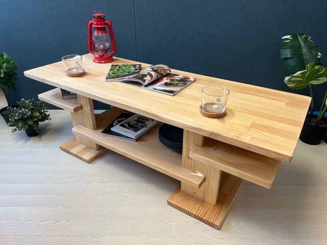 【送料無料】 ローテーブル 木組みたっぷり収納 120cm 45cm パイン ナチュラル | iichi 日々の暮らしを心地よくするハンドメイドやアンティークのマーケットプレイス