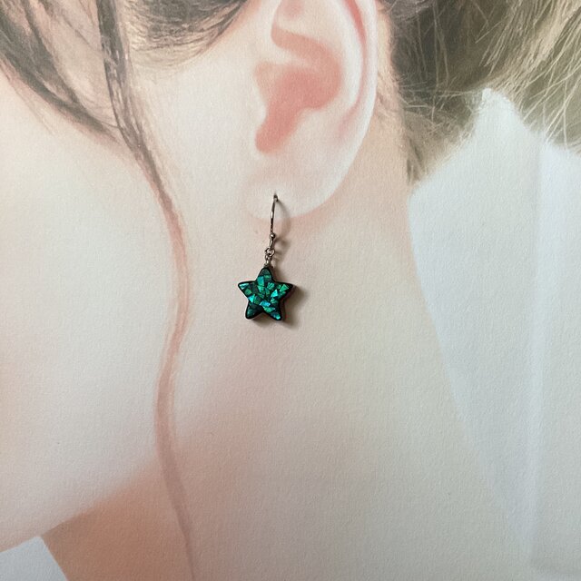 アメジスト螺鈿ピアス star | iichi 日々の暮らしを心地よくするハンドメイドやアンティークのマーケットプレイス