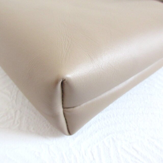 《牛革》小さくて可愛い♪ミニショルダー・ベージュ・スムース・0165 | iichi 日々の暮らしを心地よくするハンドメイドやアンティークのマーケットプレイス