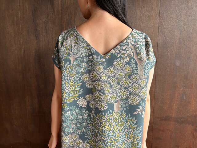 フレンチスリーブ・コンビネーションドレス クワイエットフォレスト2025-1／サイド：ベージュ | iichi 日々の暮らしを心地よくするハンドメイドやアンティークのマーケットプレイス