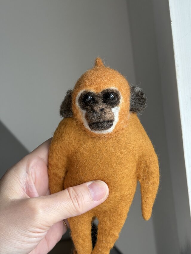 シルバールトンの赤ちゃんのキーホルダー | iichi 日々の暮らしを心地よくするハンドメイドやアンティークのマーケットプレイス