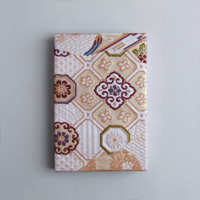 御朱印帳 菱文 No.207 | iichi 日々の暮らしを心地よくするハンドメイドやアンティークのマーケットプレイス