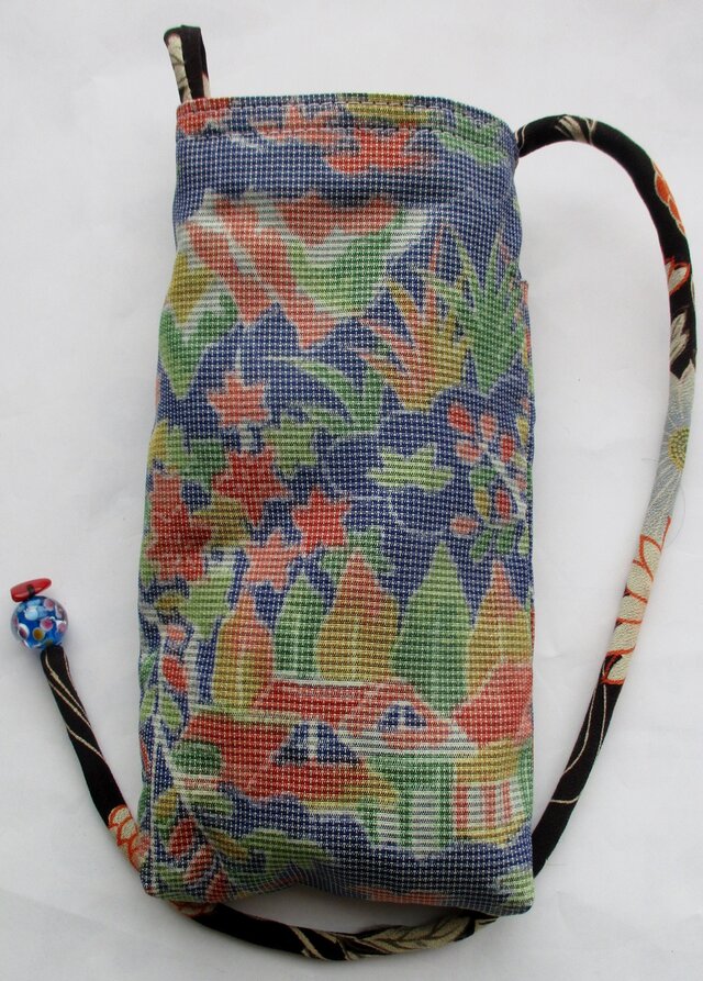 8295（ 花柄の着物で作ったスマホポーチ | iichi 日々の暮らしを心地よくするハンドメイドやアンティークのマーケットプレイス