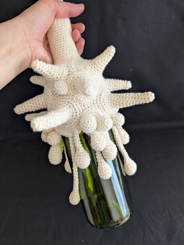 201.手編みのボトルオブジェ〈POP〉 | iichi 日々の暮らしを心地よくするハンドメイドやアンティークのマーケットプレイス