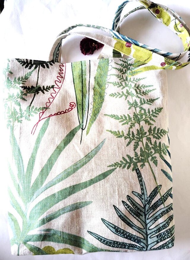 フランス生地 綿麻 2wayトートバックマチ付き 涼しげプランツ スマホ入れ付き | iichi 日々の暮らしを心地よくするハンドメイドやアンティークのマーケットプレイス