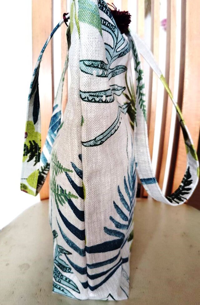 フランス生地 綿麻 2wayトートバックマチ付き 涼しげプランツ スマホ入れ付き | iichi 日々の暮らしを心地よくするハンドメイドやアンティークのマーケットプレイス