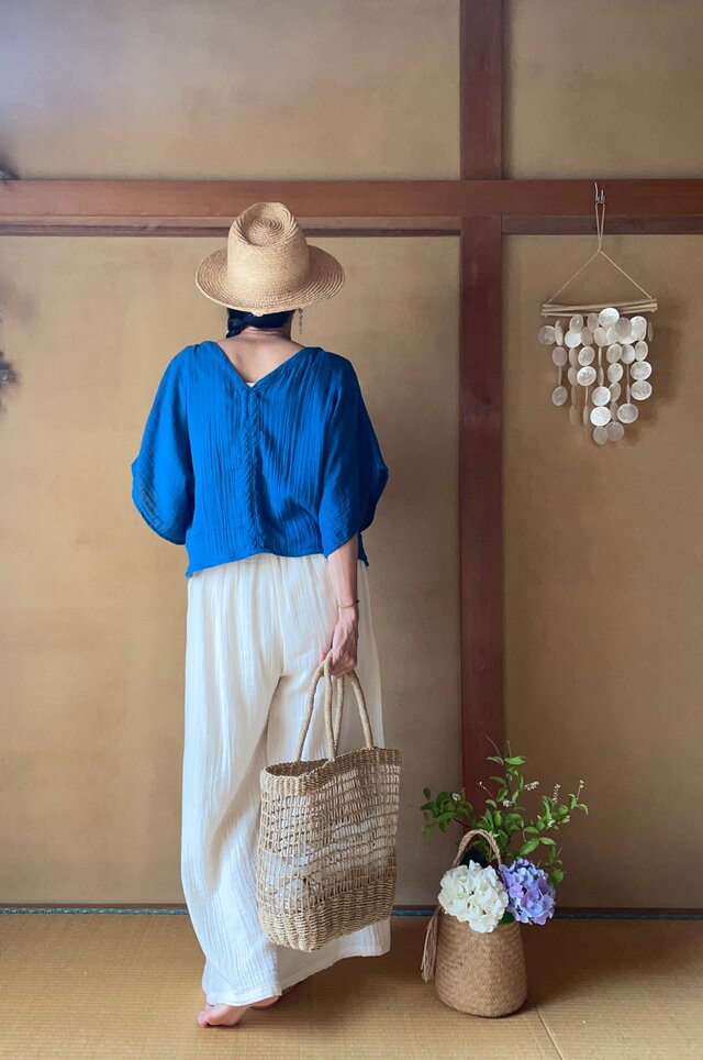 Double Gauze Kimono blouse in Indigo/ ダブルガーゼ藍染めトップス | iichi 日々の暮らしを心地よくするハンドメイドやアンティークのマーケットプレイス