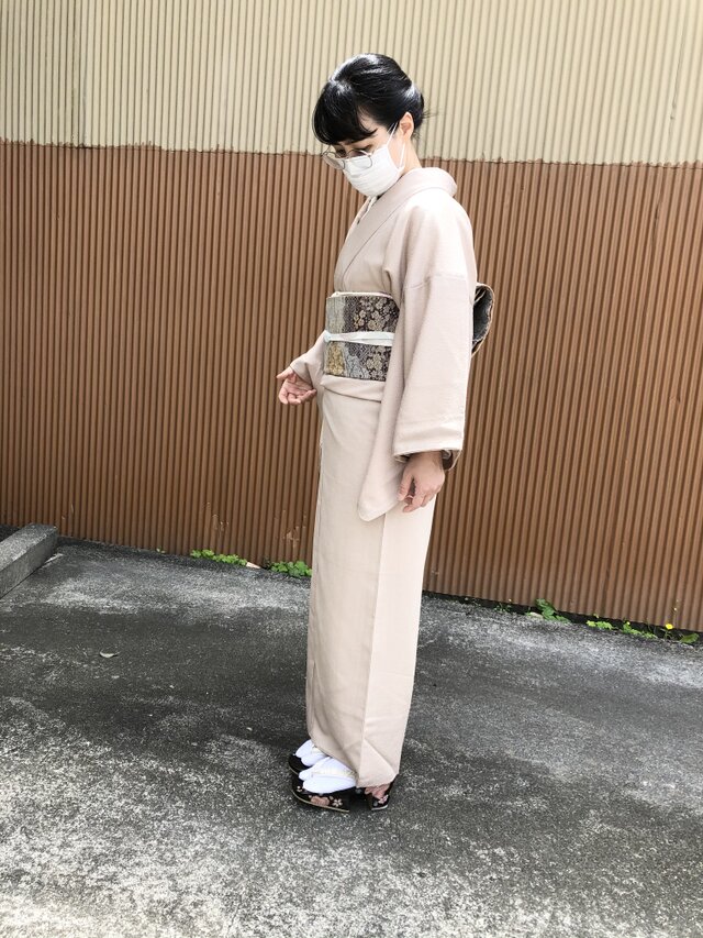 右近L 涼し気 薔薇の下駄 | iichi 日々の暮らしを心地よくするハンドメイドやアンティークのマーケットプレイス