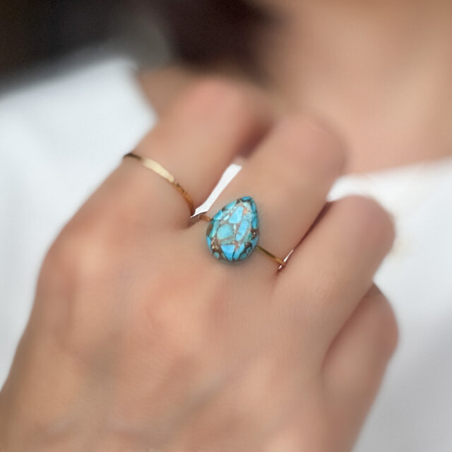 ブルーが映える夏の天然石リング ブルーコッパーターコイズ フリーサイズ フリーリング --fun day off-- | iichi 日々の暮らしを心地よくするハンドメイドやアンティークの ...