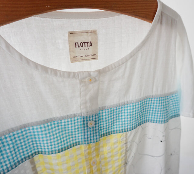 爽やかパッチワークなフレンチスリーブブラウスF (白クマmix) | iichi 日々の暮らしを心地よくするハンドメイドやアンティークのマーケットプレイス