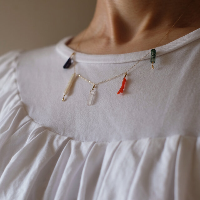 【一点物】Kismet Necklace N°2 | iichi 日々の暮らしを心地よくするハンドメイドやアンティークのマーケットプレイス