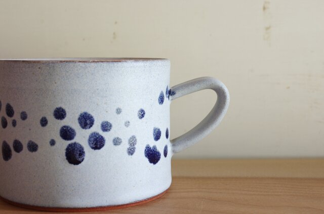 スープマグ・マット・水・ドット | iichi 日々の暮らしを心地よくするハンドメイドやアンティークのマーケットプレイス