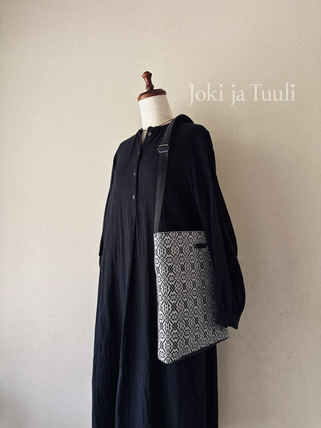 [手織りショルダーバッグ] ブラック×ヴィンテージブラック | iichi 日々の暮らしを心地よくするハンドメイドやアンティークのマーケットプレイス