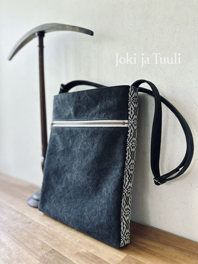 [手織りショルダーバッグ] ブラック×ヴィンテージブラック | iichi 日々の暮らしを心地よくするハンドメイドやアンティークのマーケットプレイス