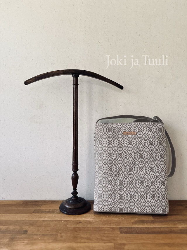 [手織りショルダーバッグ] モカ×ヴィンテージグレー | iichi 日々の暮らしを心地よくするハンドメイドやアンティークのマーケットプレイス