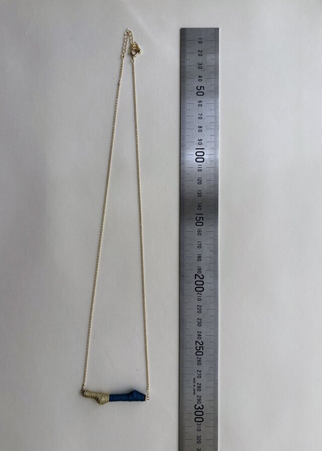 [coil] necklace-S | iichi 日々の暮らしを心地よくするハンドメイドやアンティークのマーケットプレイス