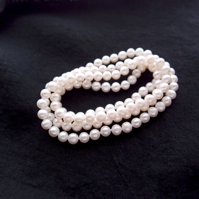 Pearl Necklace 80cm／パールロングネックレス・オールノット（White） | iichi 日々の暮らしを心地よくするハンドメイドやアンティークのマーケットプレイス