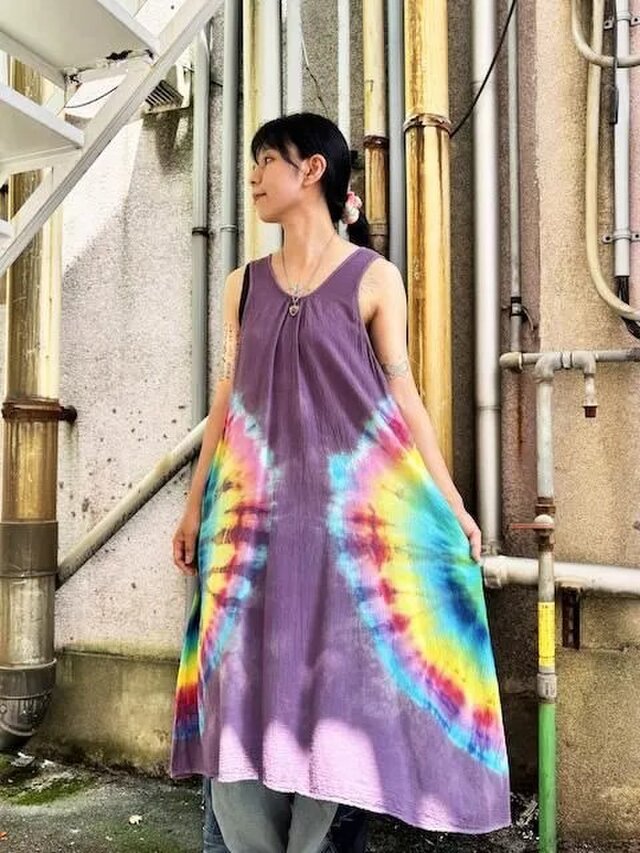 タイダイ ノースリーブワンピース パープルブラウン HD24-40 | iichi 日々の暮らしを心地よくするハンドメイドやアンティークのマーケットプレイス