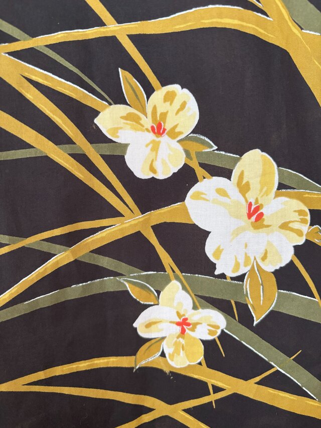 ＊浴衣リメイク＊花葉模様浴衣のワンピース（Lサイズ） | iichi 日々の暮らしを心地よくするハンドメイドやアンティークのマーケットプレイス