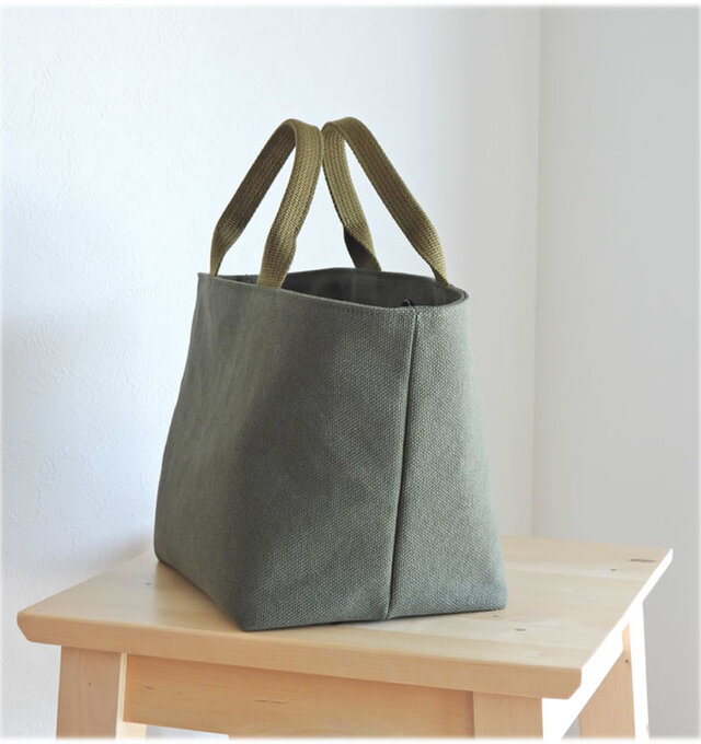 キャンバスミニトート ダークオリーブ（ 限定生地 ） | iichi 日々の暮らしを心地よくするハンドメイドやアンティークのマーケットプレイス