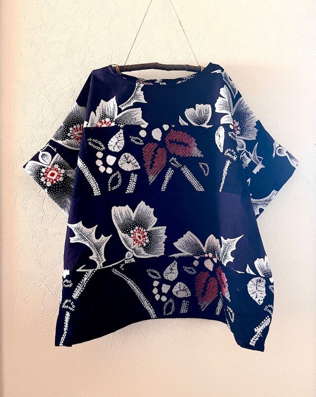 有松絞りと浴衣のパッチワークトップス | iichi 日々の暮らしを心地よくするハンドメイドやアンティークのマーケットプレイス