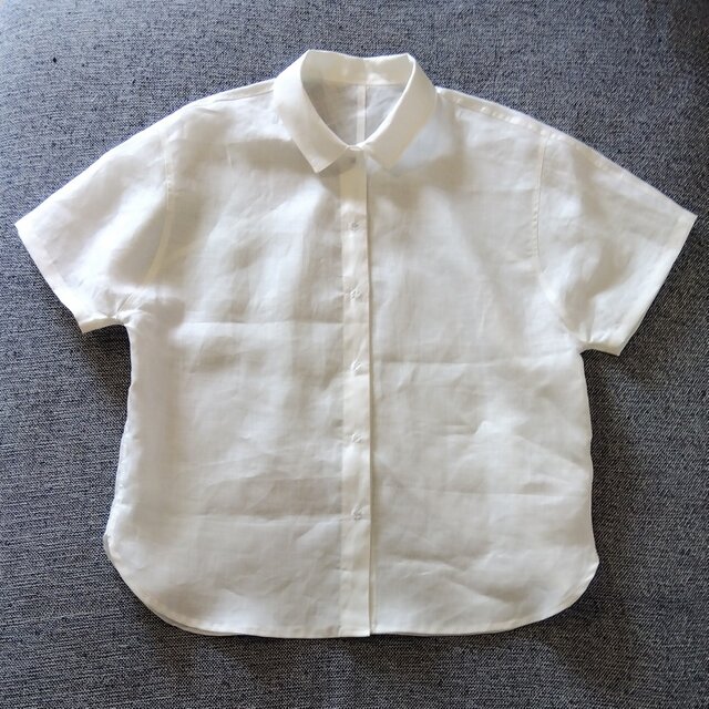 麻100%のラウンドカットブラウス(S〜M) | iichi 日々の暮らしを心地よくするハンドメイドやアンティークのマーケットプレイス