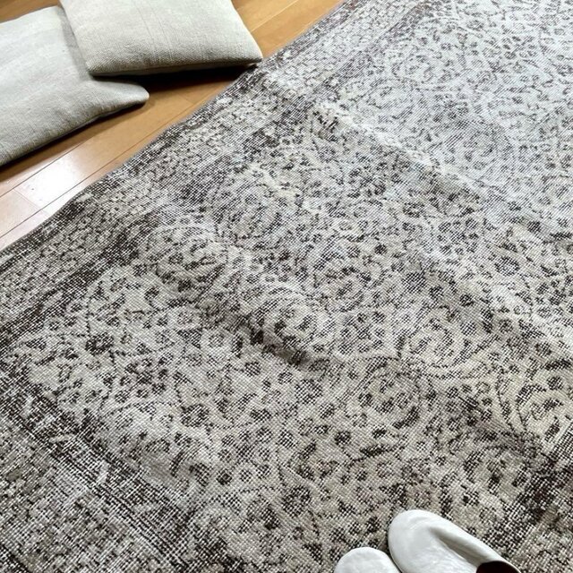 109×198 草花サークル ナチュラルカラー トルコヴィンテージラグ | iichi 日々の暮らしを心地よくするハンドメイドやアンティークのマーケットプレイス