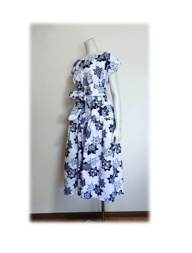 425 1点物 ワンピース ジャンパースカート キーネック ローウェスト デッドストック浴衣地 もみじ 夏のお出かけ | iichi 日々の暮らしを心地よくするハンドメイドやアンティークの ...