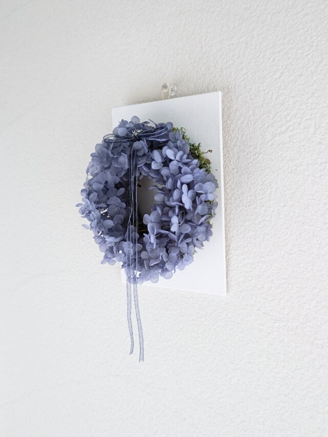 mini canvas wreath （blueberry） | iichi 日々の暮らしを心地よくするハンドメイドやアンティークのマーケットプレイス