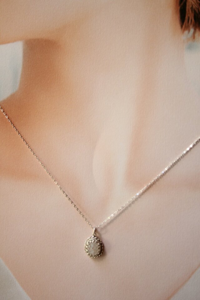 ハイアライトのネックレス/silver | iichi 日々の暮らしを心地よくするハンドメイドやアンティークのマーケットプレイス