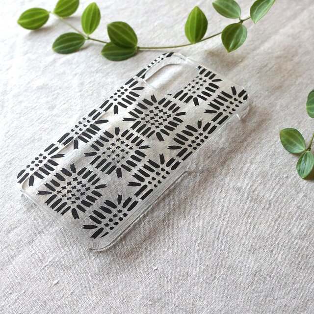 sunflower（ black ）」＜クリアケース＞【 表面のみ印刷 】 | iichi 日々の暮らしを心地よくするハンドメイドやアンティークのマーケットプレイス