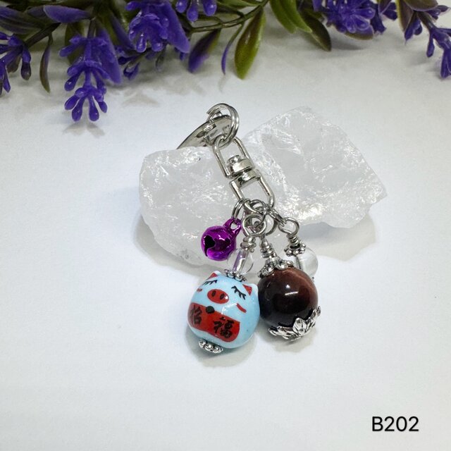 NO.B202 レッドタイガーアイ 10mm 水晶 6mm 水晶レインボーオーラ 4mm 天然石 招福 ブタ キーホルダー | iichi 日々の暮らしを心地よくするハンドメイドやアンティーク ...