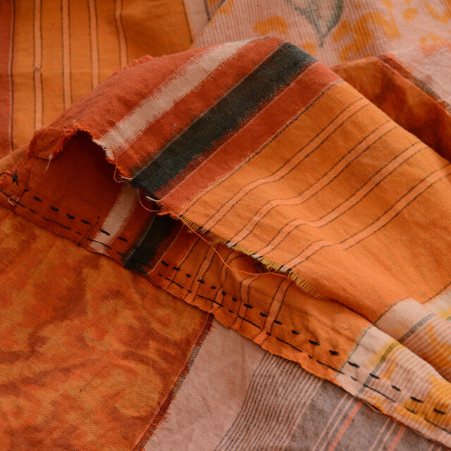 古布 木綿 布団皮 花柄 昭和中期 襤褸リペア 約177×179cm ジャパンヴィンテージ | iichi 日々の暮らしを心地よくするハンドメイドやアンティークのマーケットプレイス