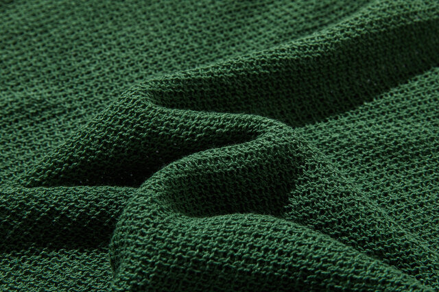 夏も冬も快適！立体編みのリネンコットンニットプルオーバー グリーン 250703-3 | iichi 日々の暮らしを心地よくするハンドメイドやアンティークのマーケットプレイス