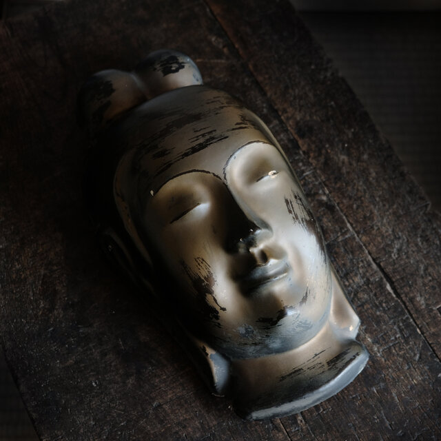 【特価¥2500→¥1500】味のあるお品物 木製 仏面 観音様 インテリア 古民家 古道具 暮らしに ビンテージ 昭和レトロ | iichi 日々の暮らしを心地よくするハンドメイドや ...