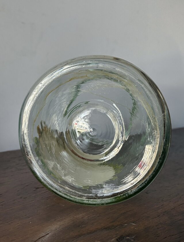 ファーマシー ポット ガラス 花器 花瓶 h25.8cm フランス アンティーク 0502298 | iichi 日々の暮らしを心地よくするハンドメイドやアンティークのマーケットプレイス