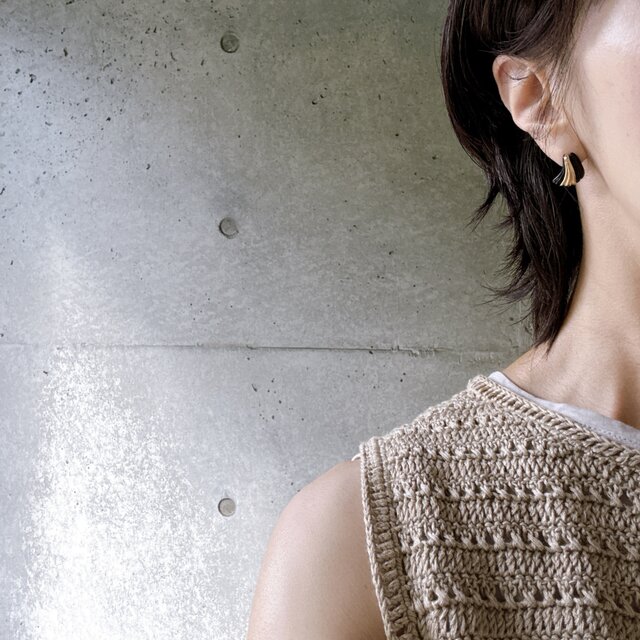 PA382-【 AVON 】エイボン・ヴィンテージピアス 1986 "About Town Earrings" | iichi 日々の暮らしを ...