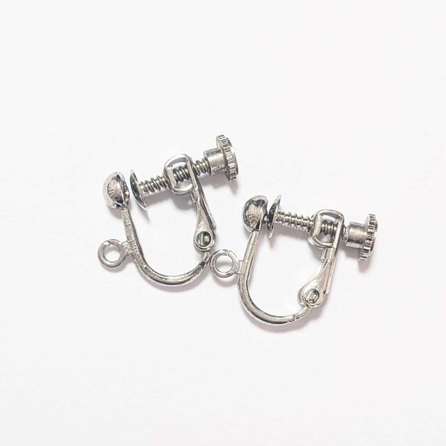 積層ガラスのピアス pia-32 | iichi 日々の暮らしを心地よくするハンドメイドやアンティークのマーケットプレイス