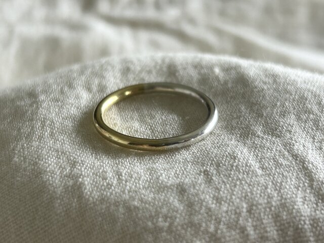 シルバー950×真鍮 シンプルバンドリング | iichi 日々の暮らしを心地よくするハンドメイドやアンティークのマーケットプレイス