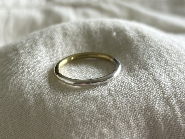 シルバー950×真鍮 シンプルバンドリング | iichi 日々の暮らしを心地よくするハンドメイドやアンティークのマーケットプレイス